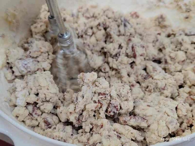 Meltaway Pecan Nut Ball Cookies - Eat Travel Life