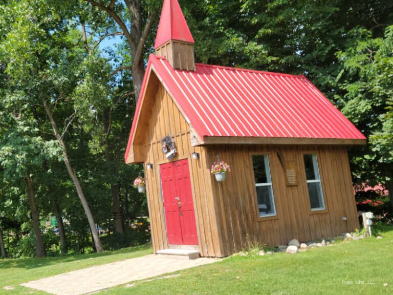 17 Things to See in Hell Michigan - Eat Travel Life