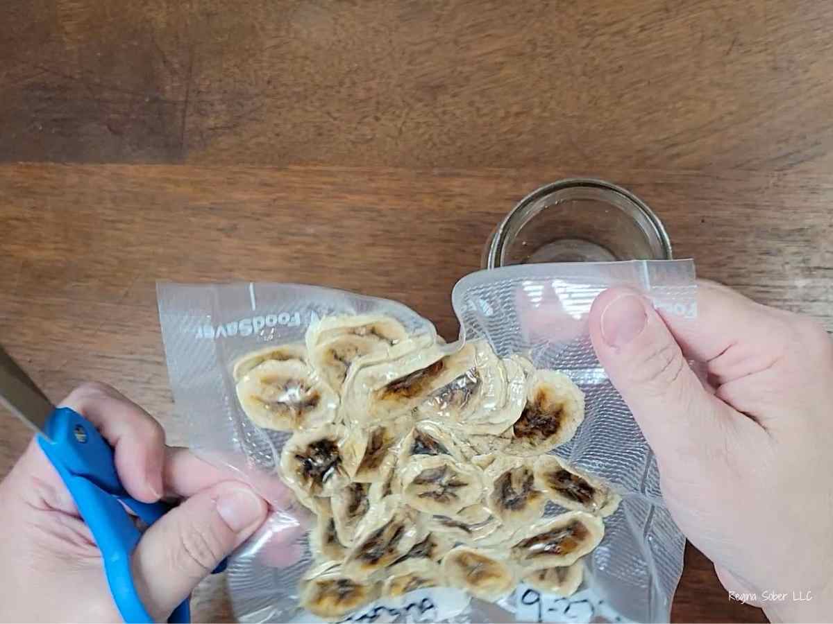 Homemade Banana Extract Made Easy (So Delicious!)